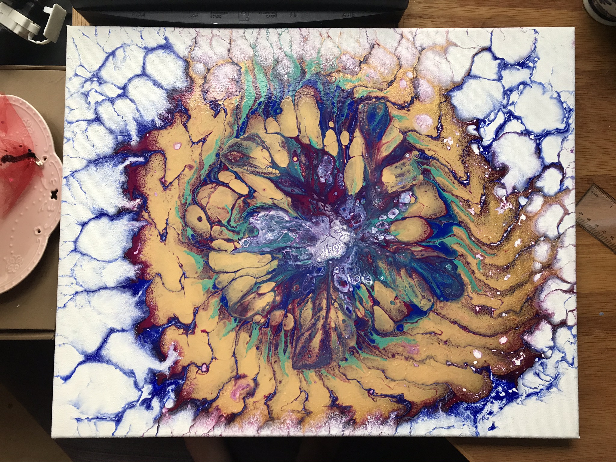 "Flos Ferox Porta VII -- No. 251-254” in a series of golden strainer ...